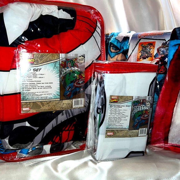 Marvel | Bedding | Marvel Comics Complete Bed Set Twinfull | Poshmark